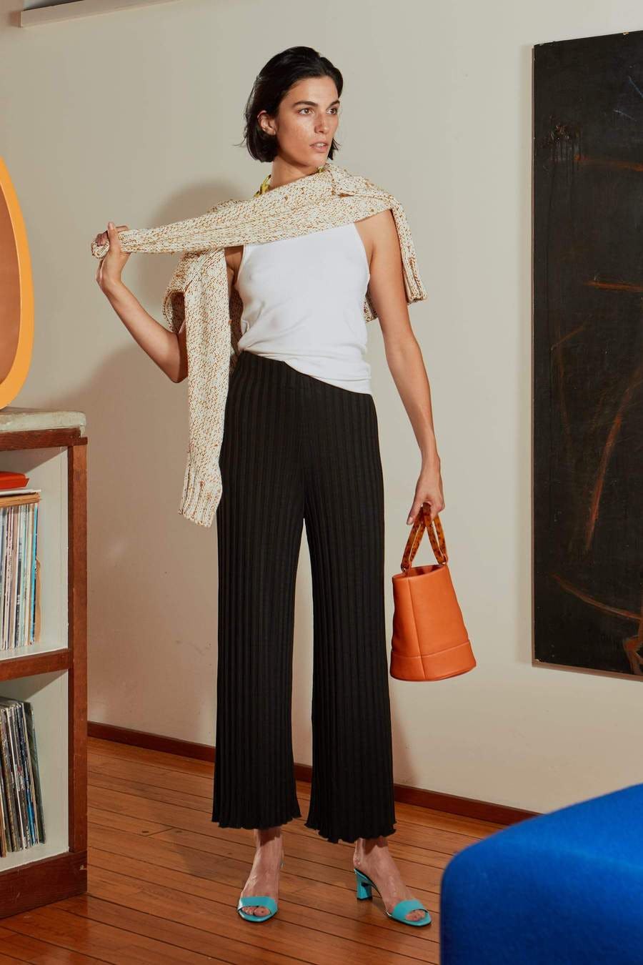 16 Transitional Spring Outfits For Those Days When You Don't Know What ...