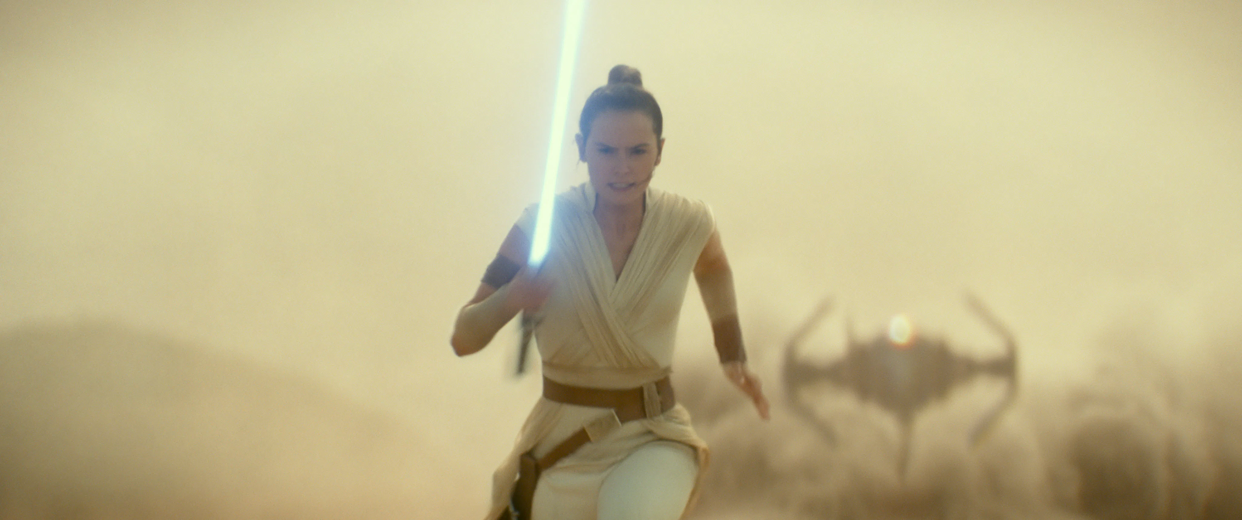 'Rise of Skywalker's best Easter egg was totally improvised, stunt ...