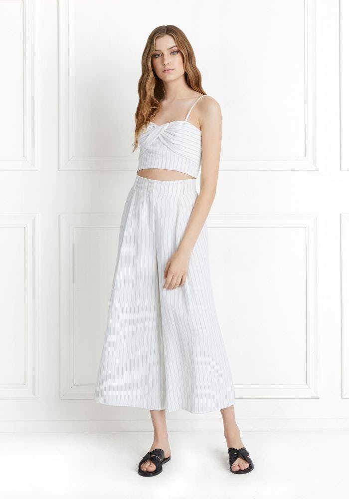 The Zoe Report's "Styled Inside" Series Just Launched, & It's A Window ...