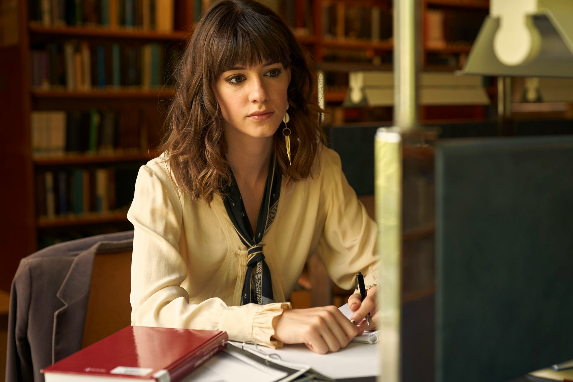 These New 'Normal People' Pictures Give Us A Glimpse Behind The Scenes