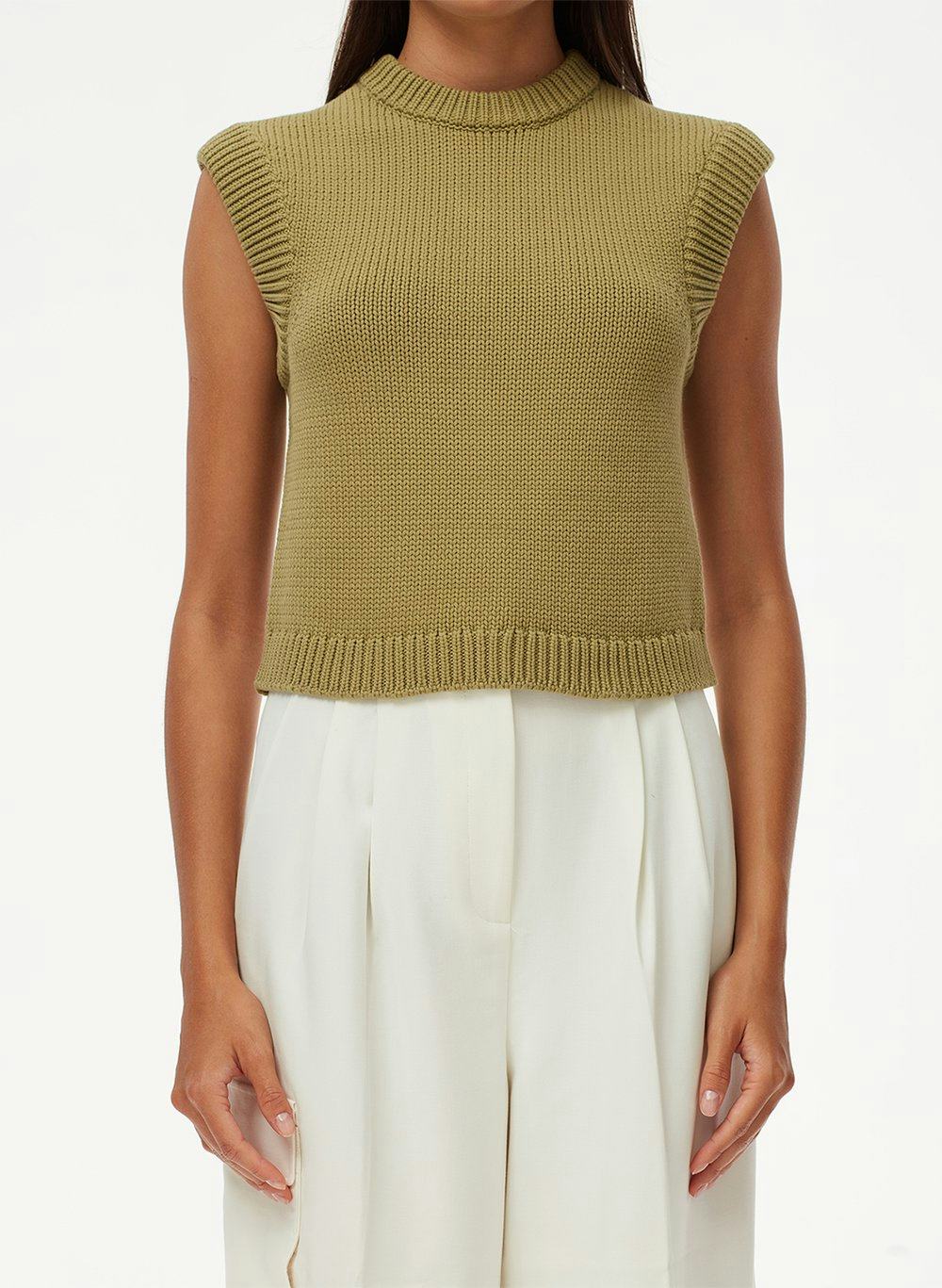 How To Style Comfy Clothes, According To 9 Fashion Stylists