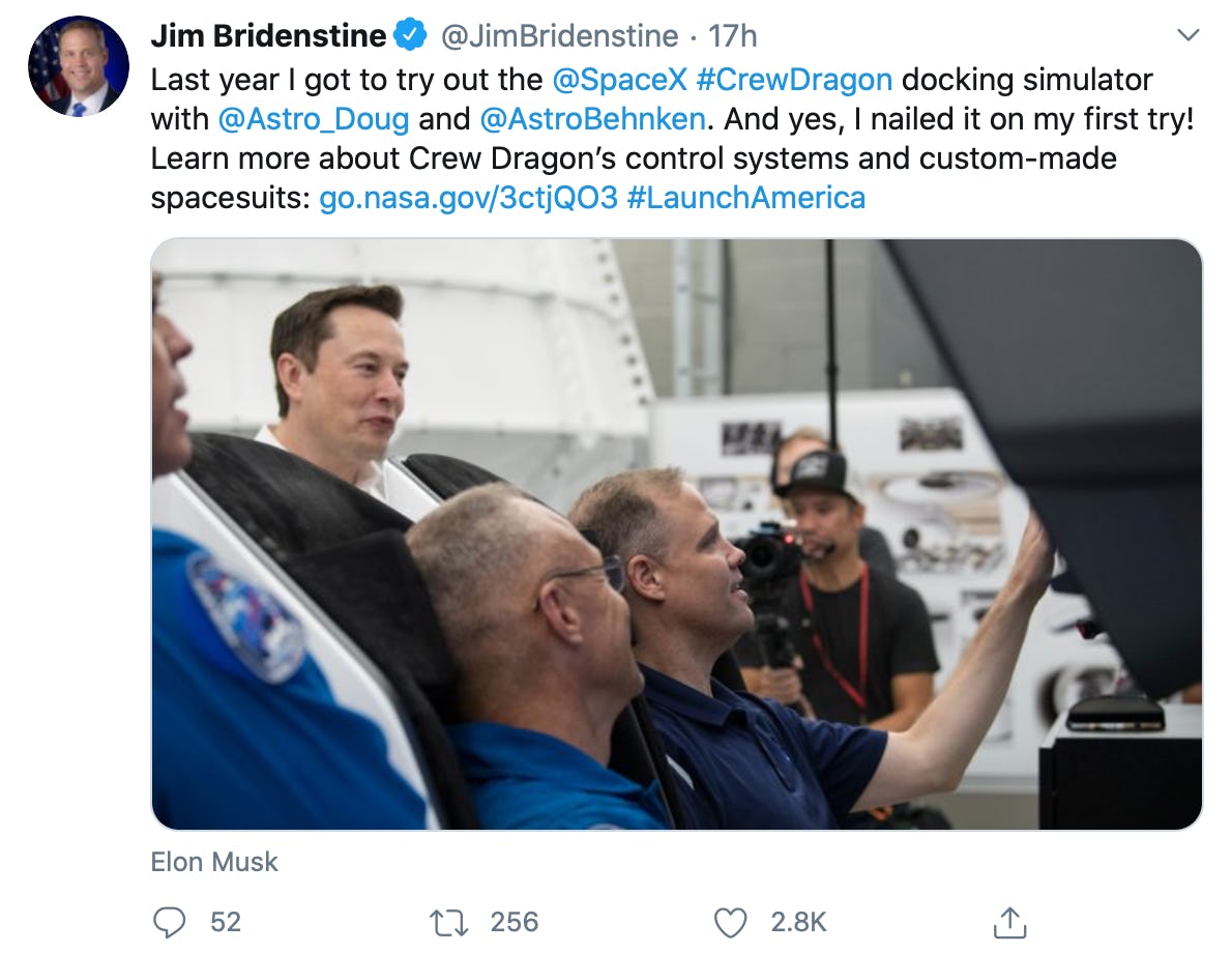 SpaceX Crew Dragon: play the simulator of the intense first mission