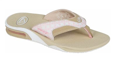 The 10 Best Flip Flops With Arch Support