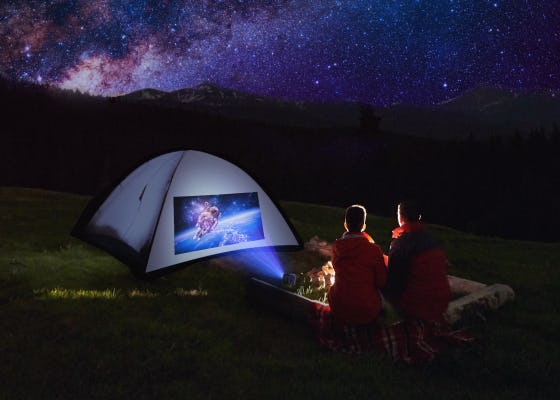 How Do You Set Up A Movie Projector Outside? It's Surprisingly Easy