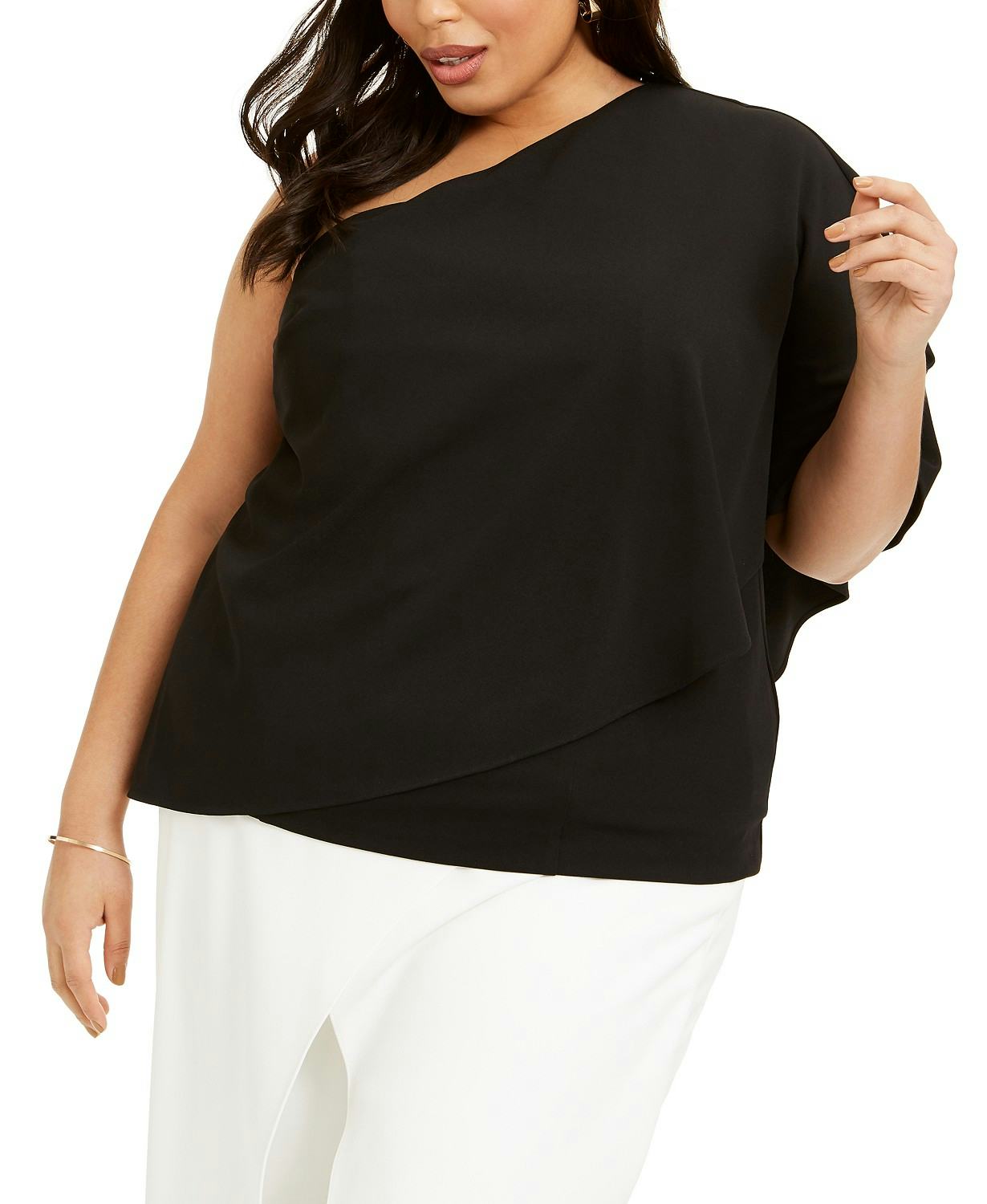 The One-Shoulder Top Trend Is Here To Replace Your Puff-Sleeve Blouse