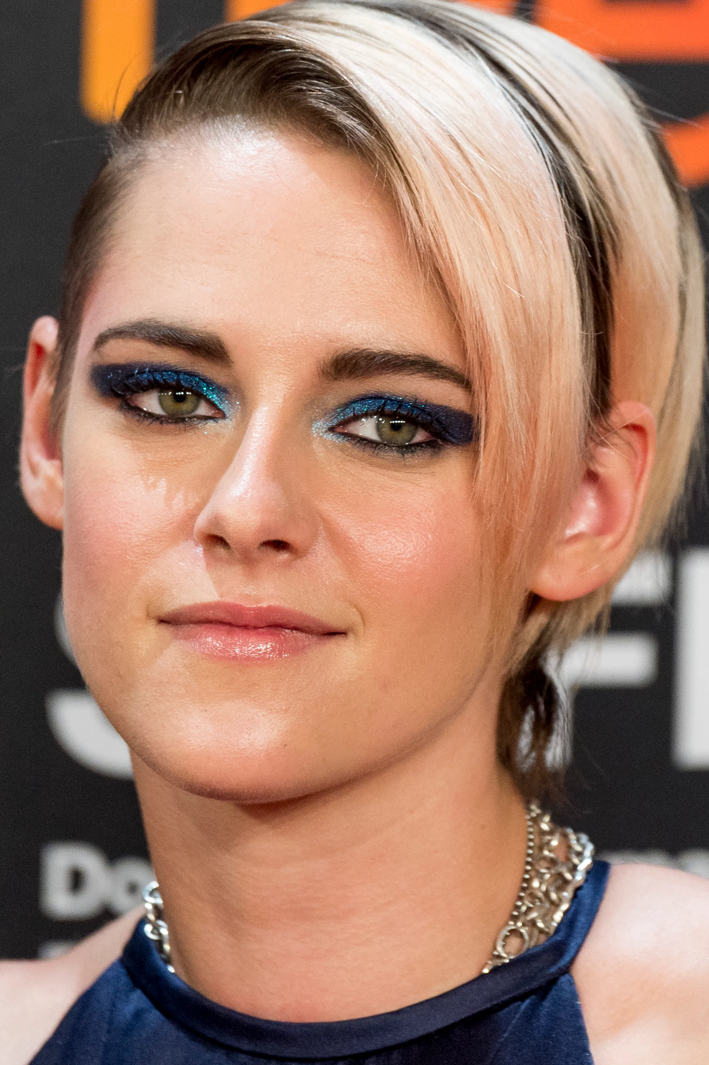 See Kristen Stewart’s Beauty Evolution From Twilight To Today