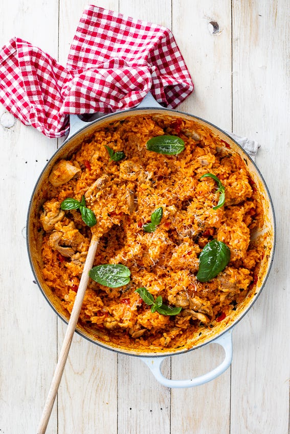 22 One-Pot Meals Without Pasta To Feed Your Whole Tired-Of-Spaghetti Family