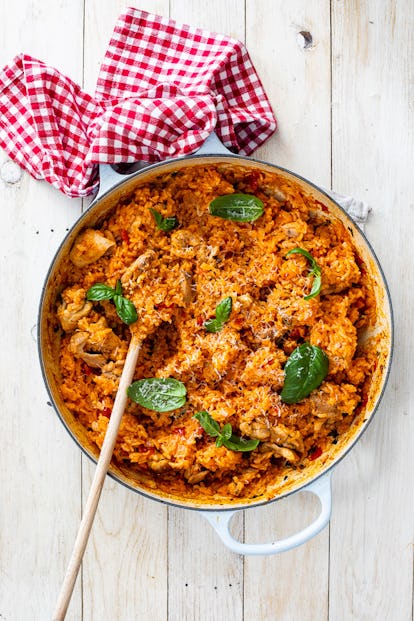 22 One-Pot Meals Without Pasta To Feed Your Whole Tired-Of-Spaghetti Family