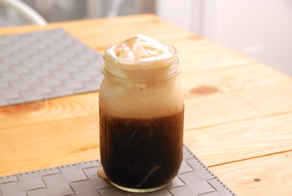 12 Boozy Ice Cream Float Recipes For The Most Chill Summer Ever