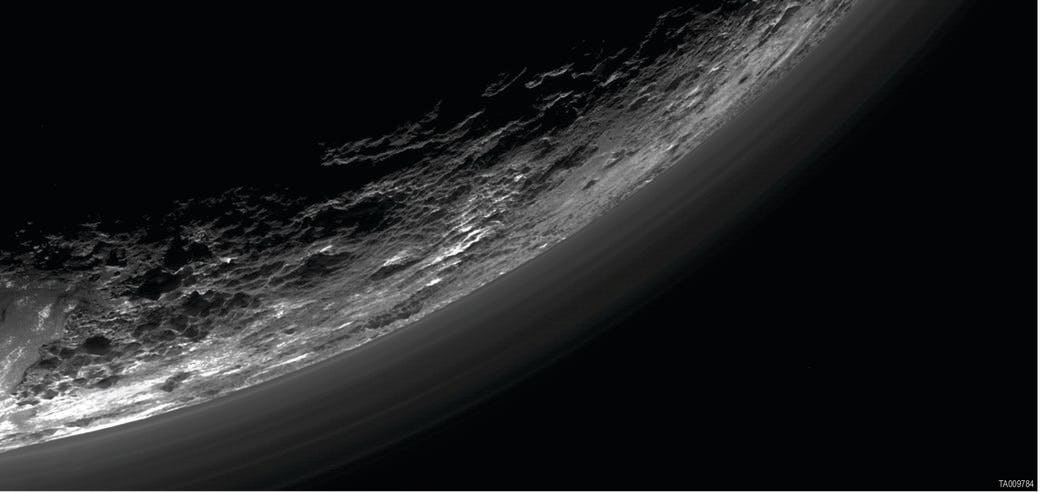 5 Breathtaking Images of pluto
