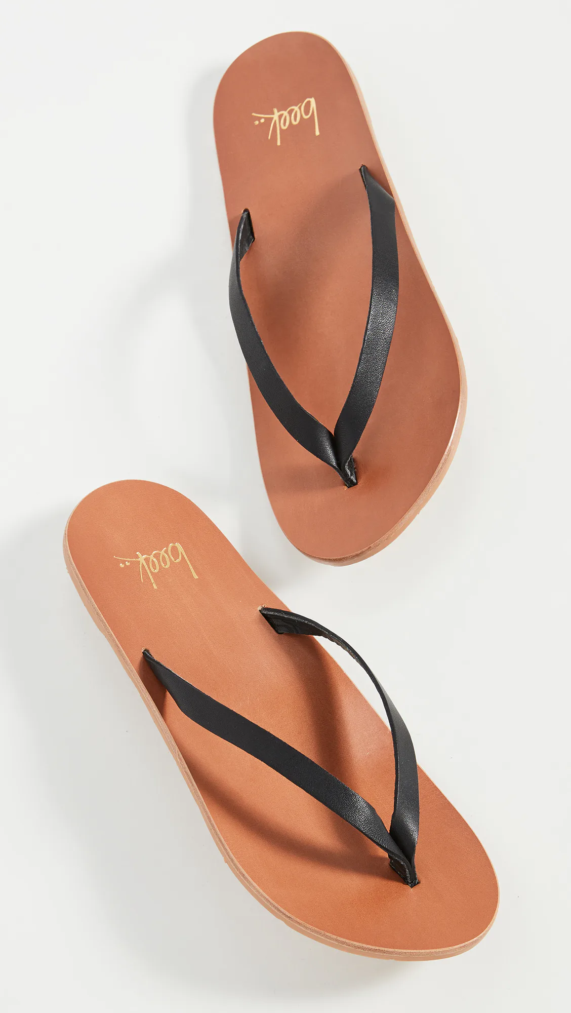 2020's Flip Flop Trend Is All About Casual Ease