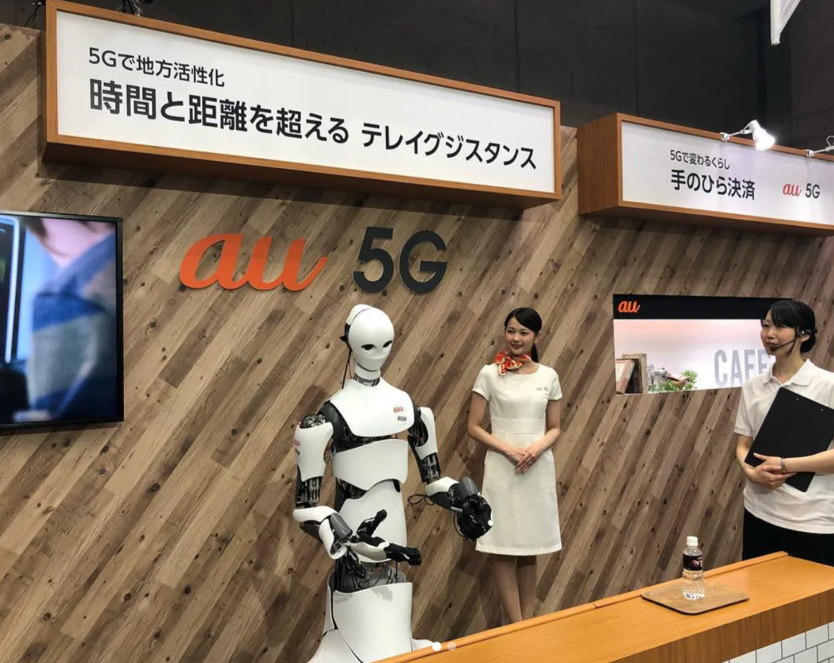 Robots controlled via VR will soon stock store shelves in Tokyo