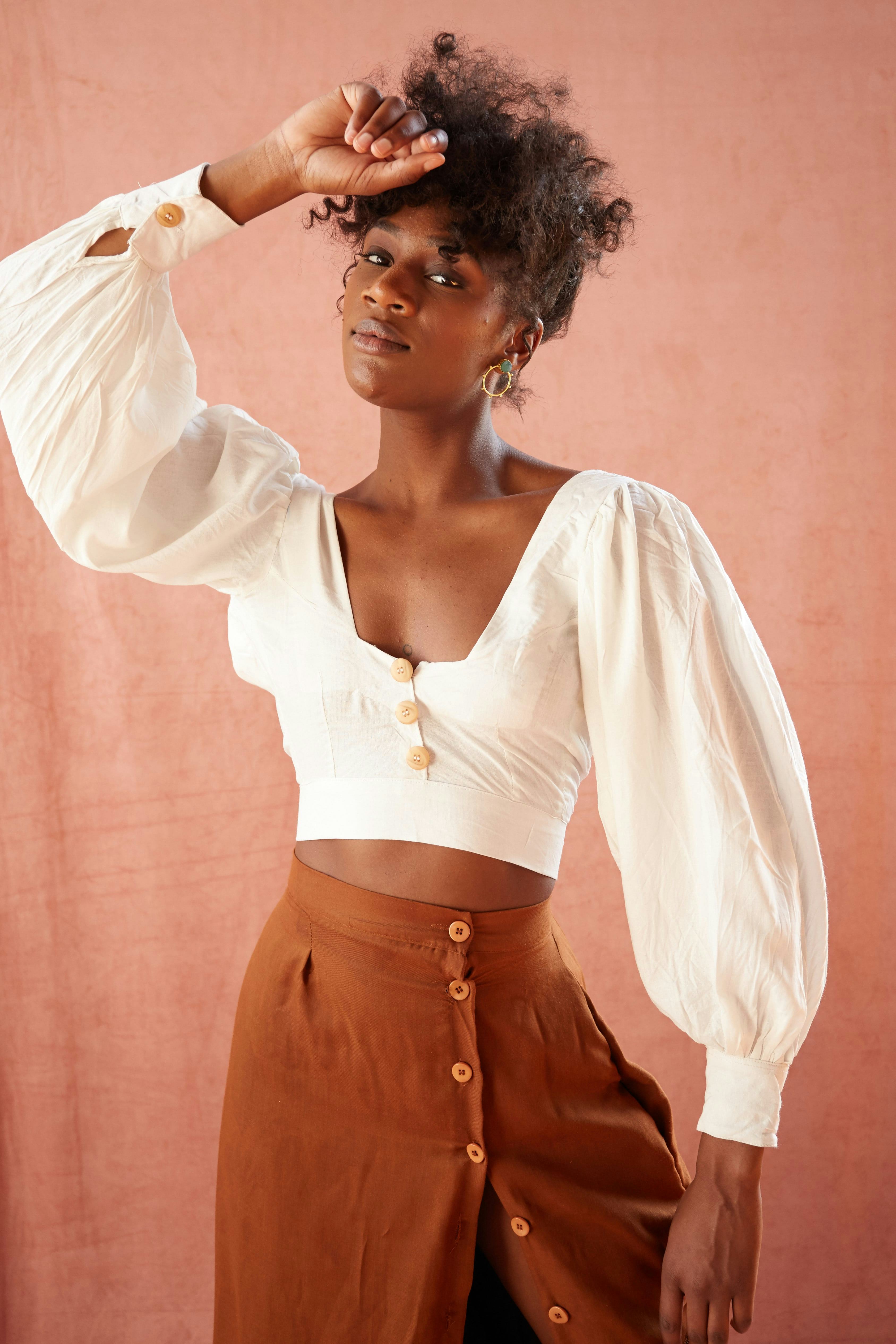 This Romantic Shirt Trend Dates Back To The 1800s