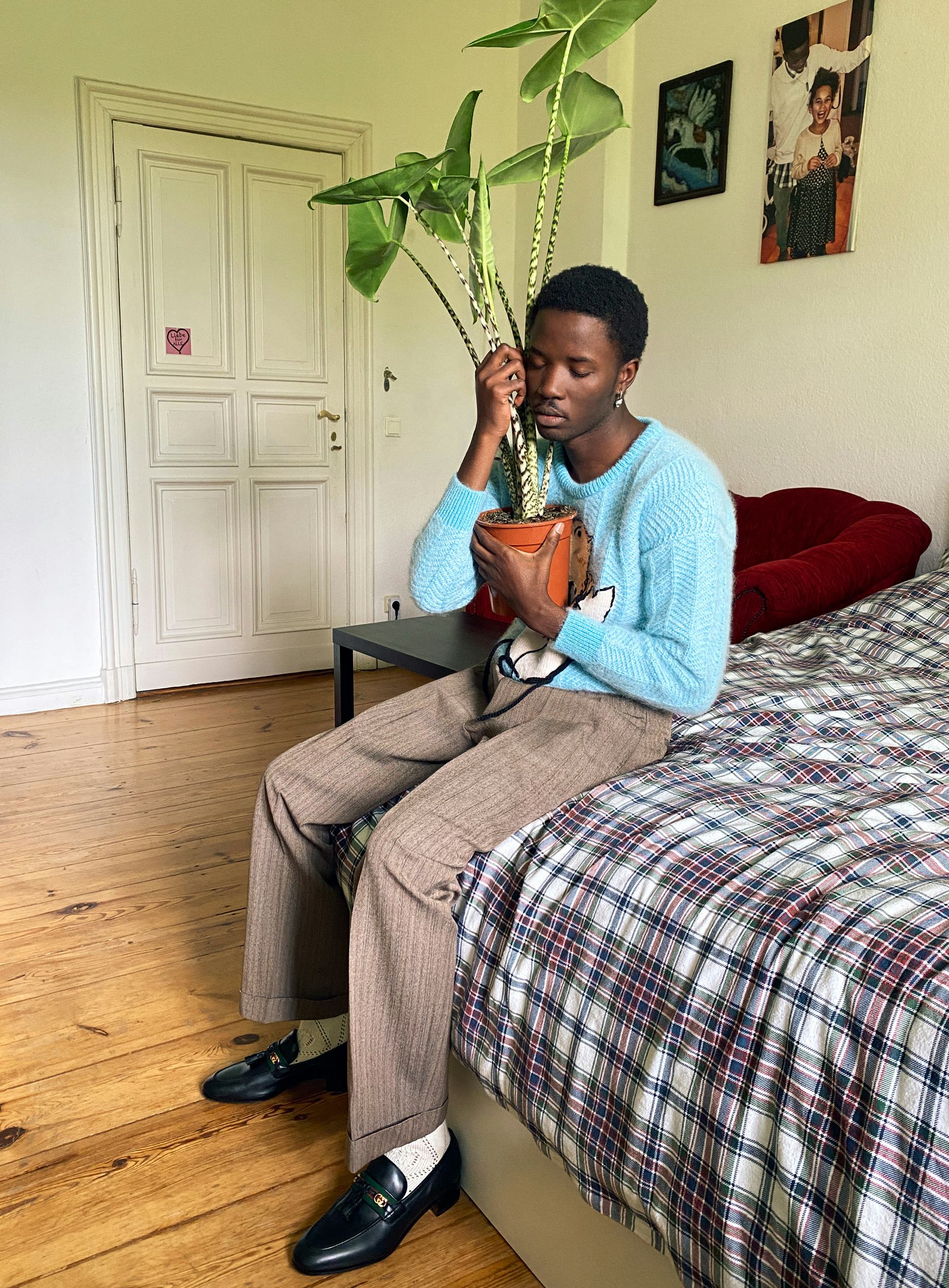 Gucci's Fall 2020 Campaign Models Did Their Own Hair & Makeup