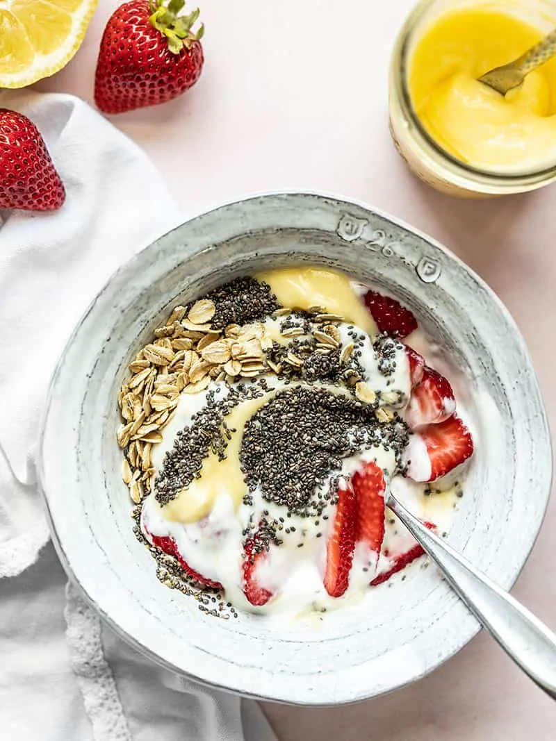 15 Summer Breakfast Ideas That Aren't Cereal (& Your Kid Will Actually Eat)
