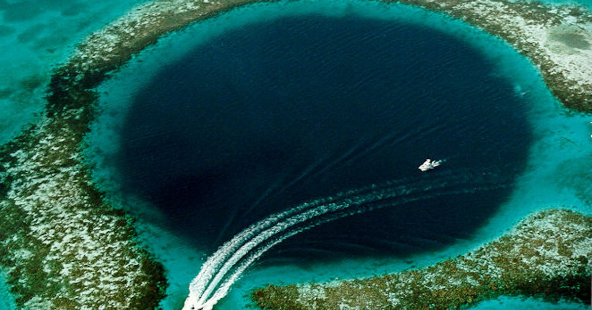 Blue Hole: The strange ocean phenomenon scientists are exploring Blue Hole: The strange ocean phenomenon scientists are exploring