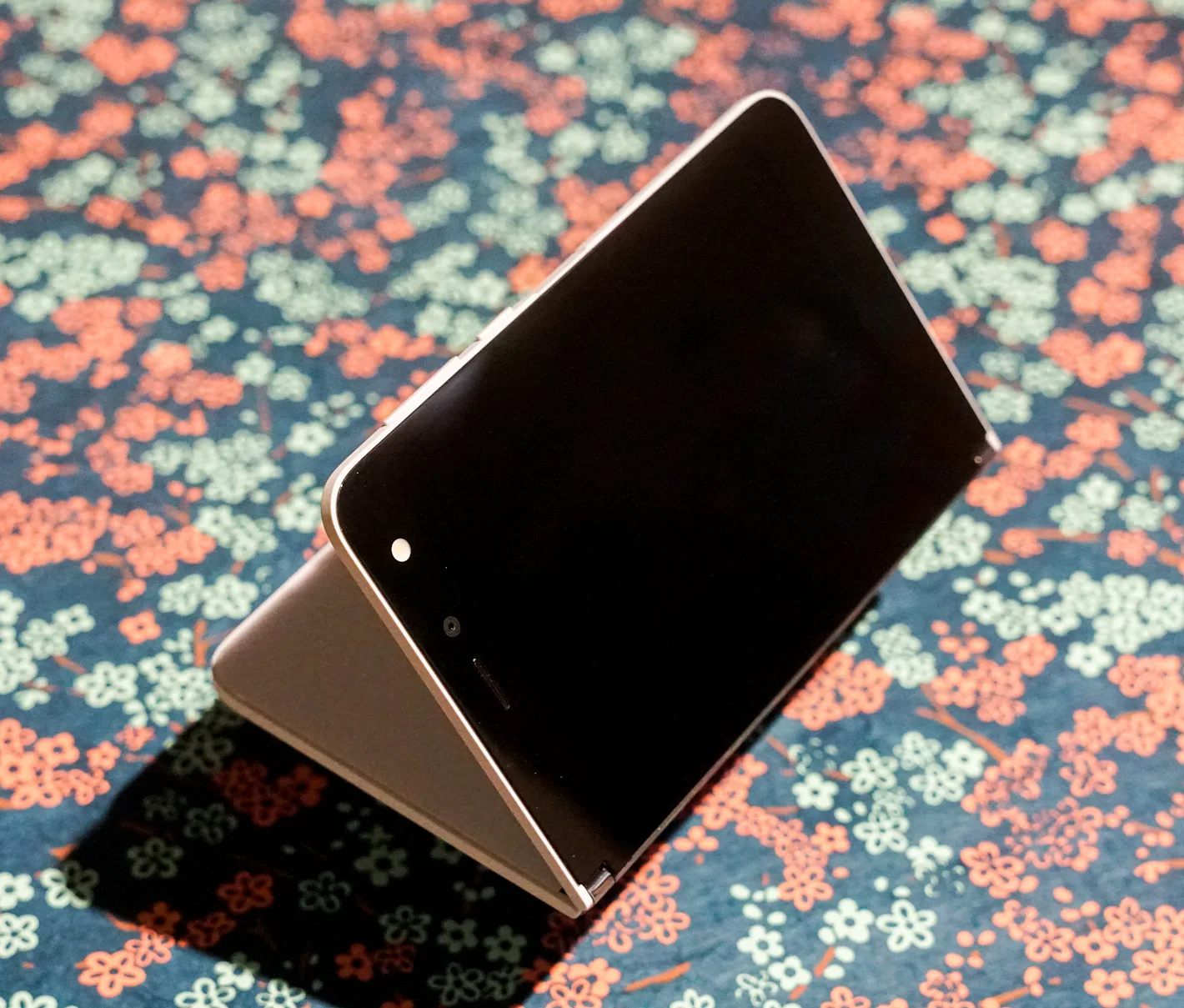 We just got the dual-screen Surface Duo and we can't stop marveling at ...