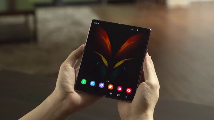 The Galaxy Z Fold 2's foldable screen ditches easily scratchable ...