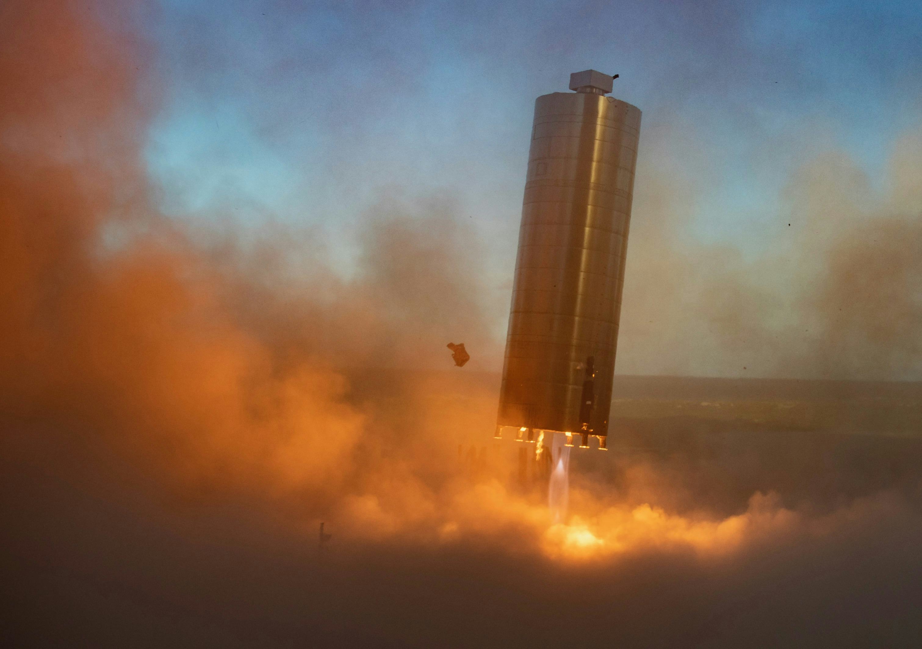 SpaceX Starship: jaw-dropping images capture the shiny prototype in flight