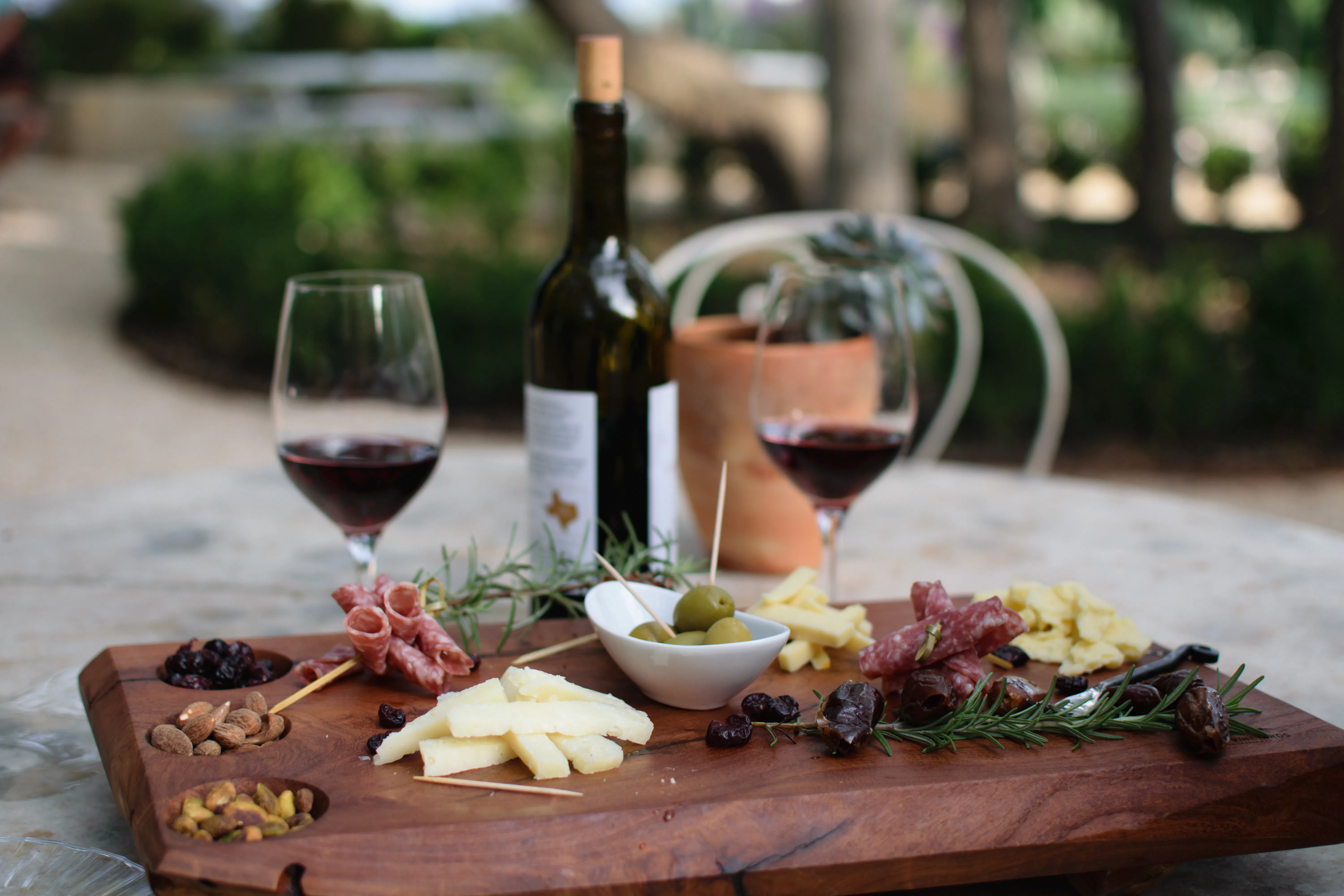 6 Virtual Wine & Cheese Tasting Ideas That Will Make Even Novices Feel ...