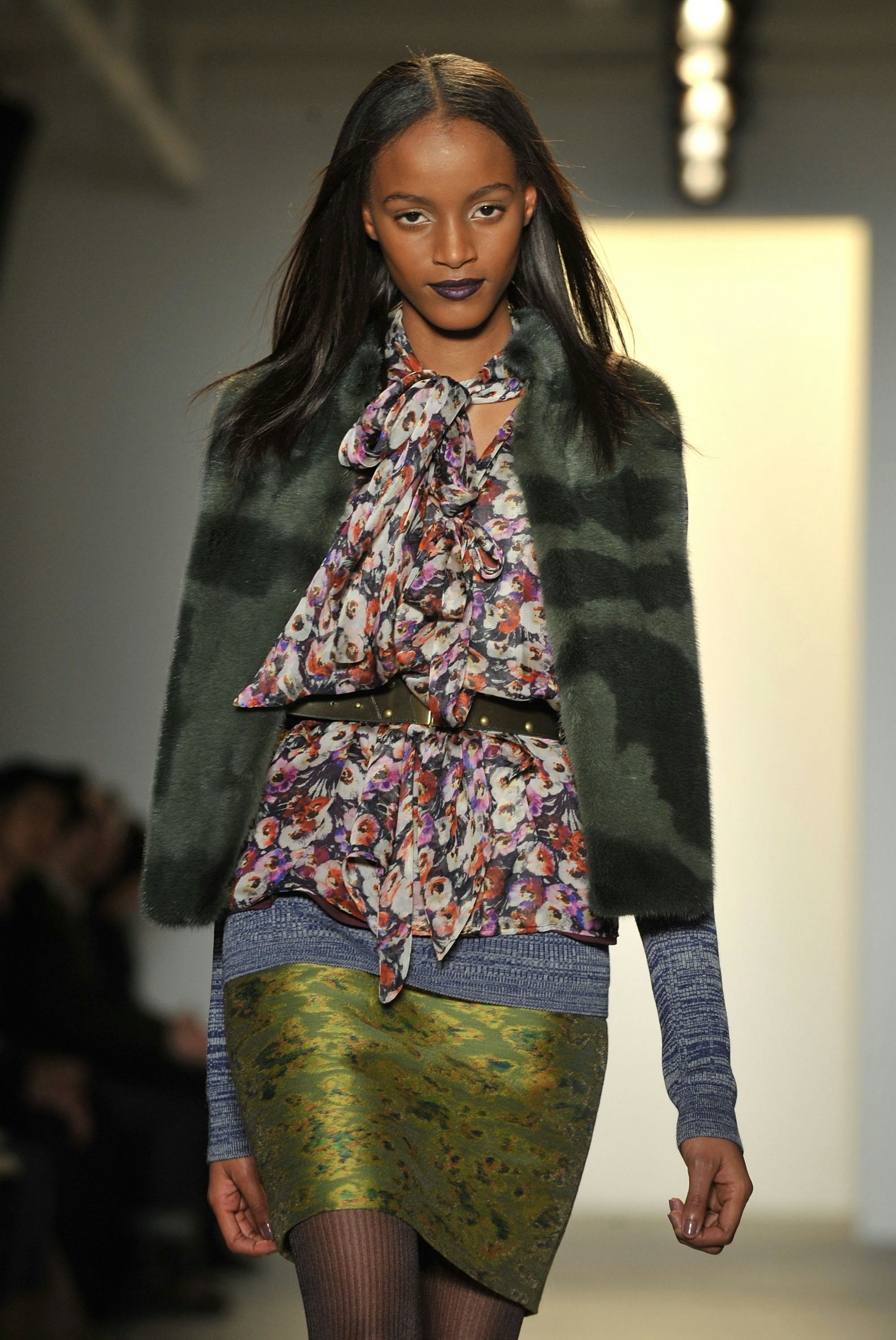 These 2010 Beauty Trends Began Backstage At Fashion Month — & Are Still ...