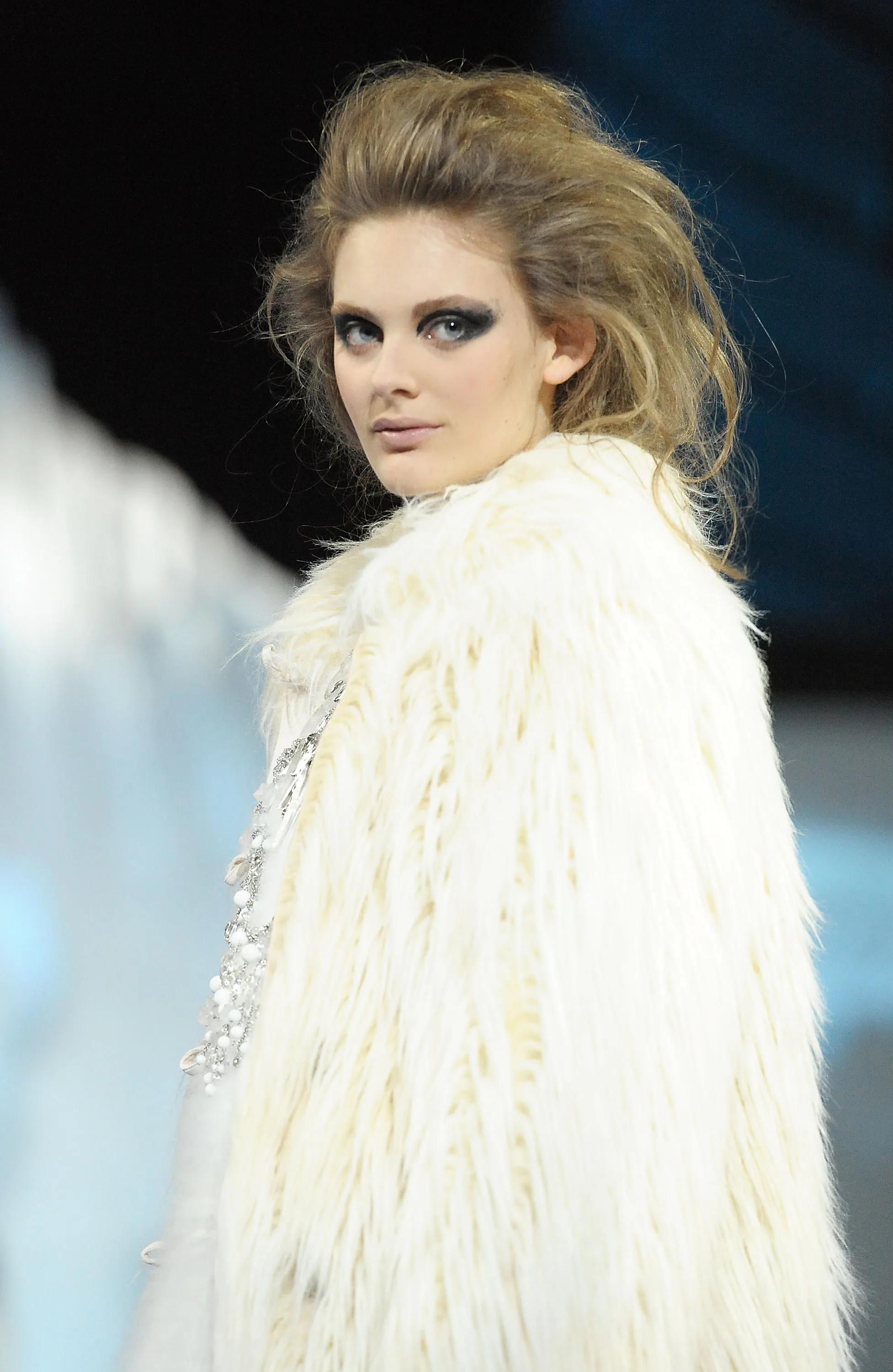 These 2010 Beauty Trends Began Backstage At Fashion Month — & Are Still ...