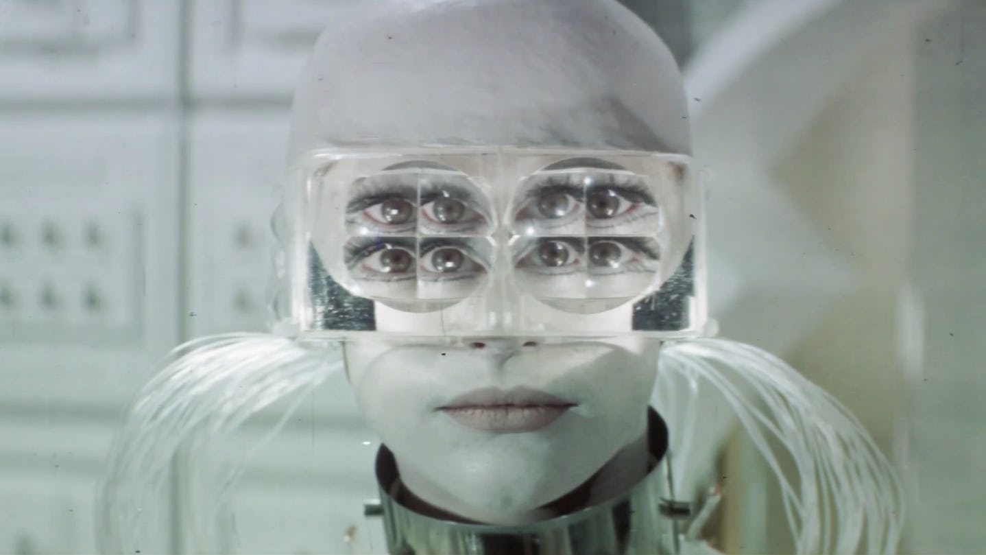 Facebook is partnering with Ray-Ban to make AR glasses