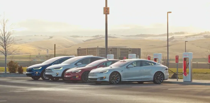 Tesla says it'll launch a private beta of full AutoPilot tech this year