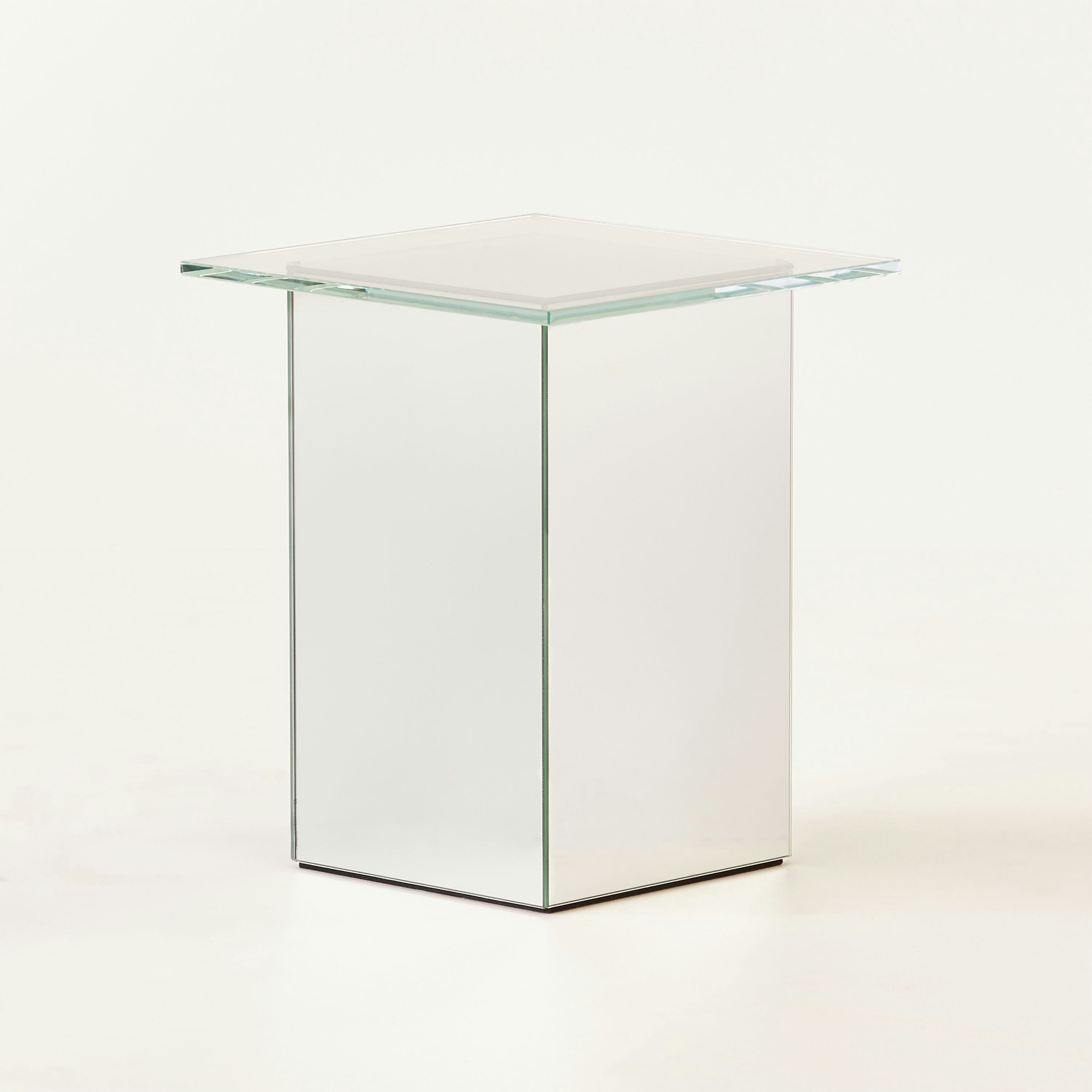 CB2’s New Fall Collection Is An ‘80s Dream — But With A Modern Twist