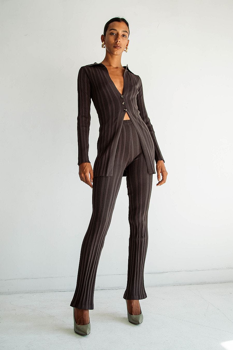 28 Cozy February Outfits To Help You Get Through The Chilly Month