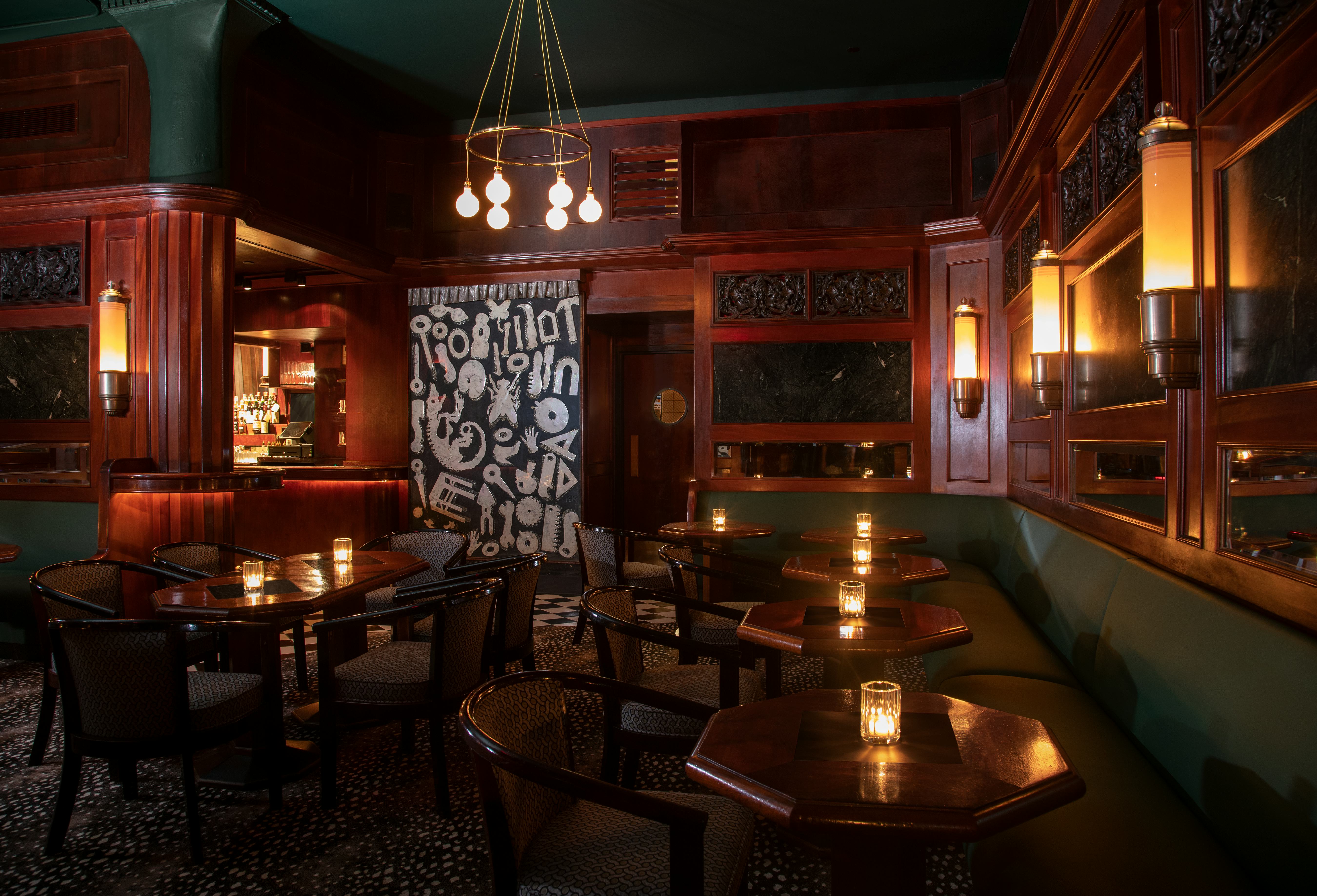Downtown Manhattan's Legendary Temple Bar Reopens