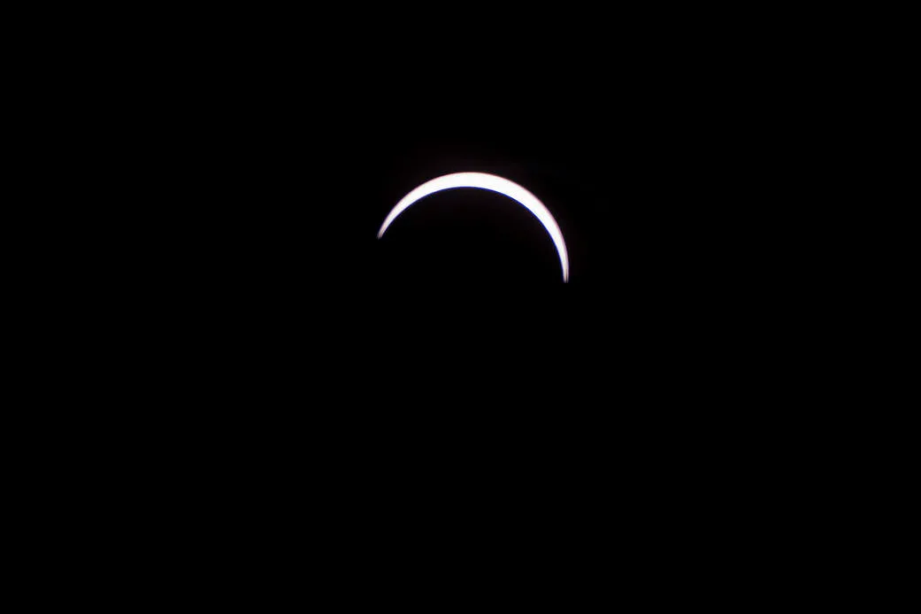 How to view the best celestial objects during a New Moon