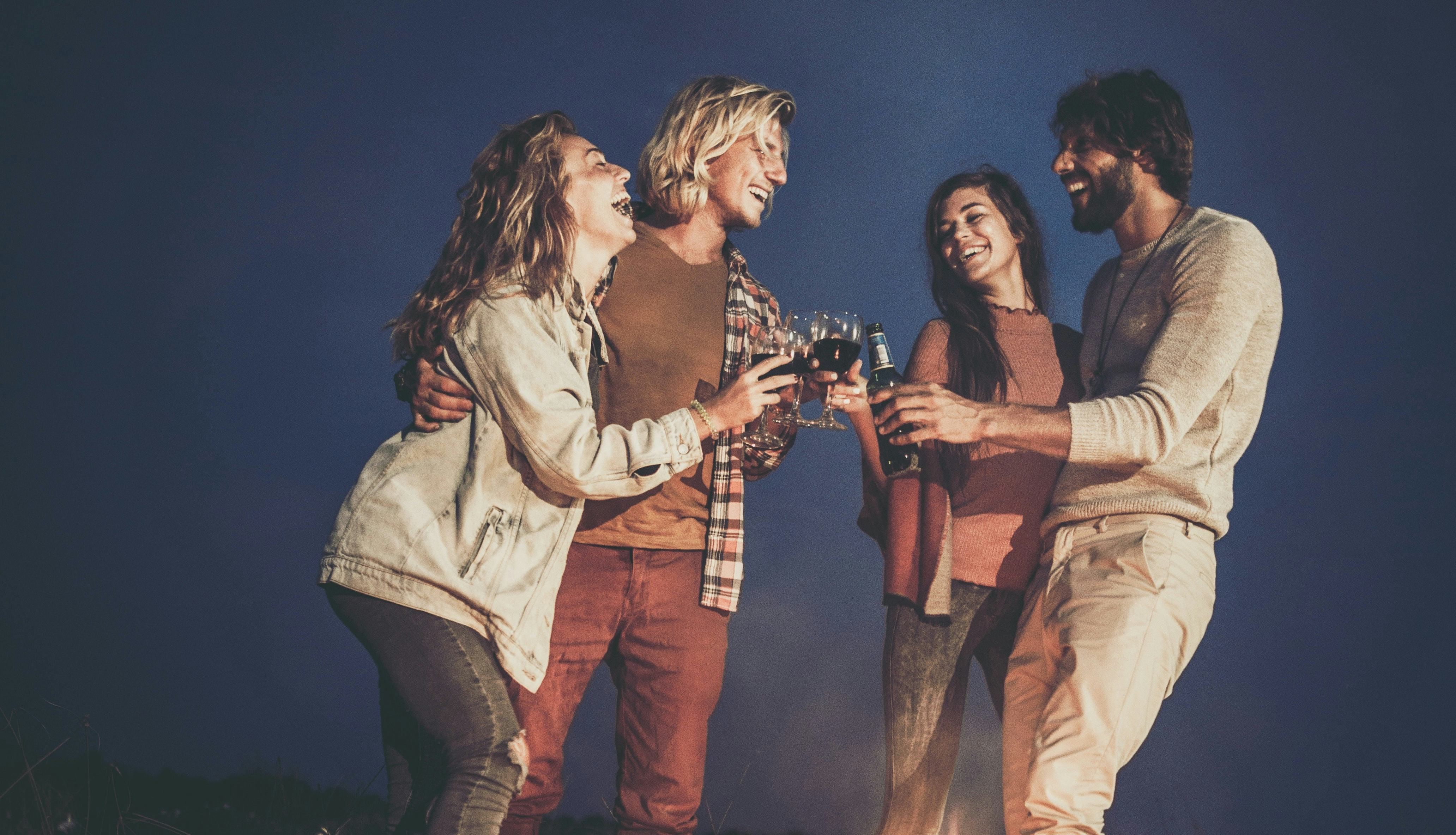 4 Bonfire Outfit Ideas That’ll Light Up Your Insta Grid