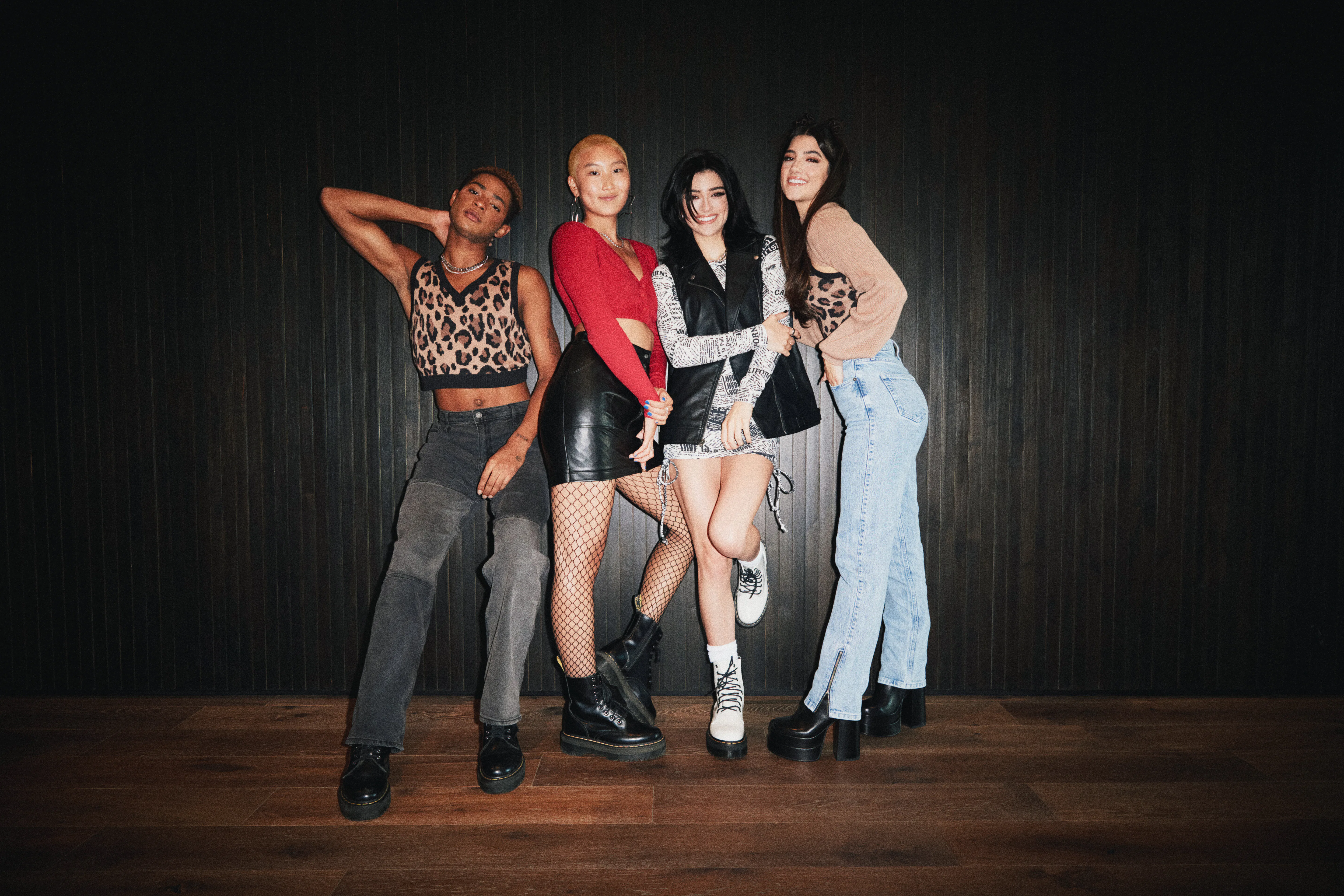 Dixie & Charli D’Amelio’s Social Tourist Holiday Collection Is SO Good