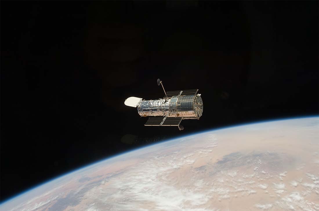 Hubble versus James Webb: How the 2 powerful telescopes compare