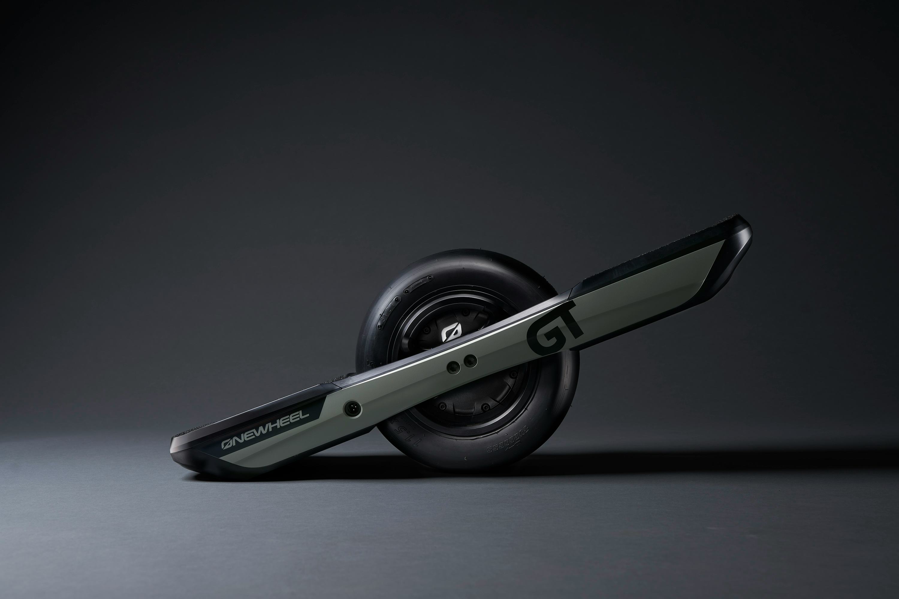 Onewheel GT's 32-mile range is nearly double the old Onewheel XR