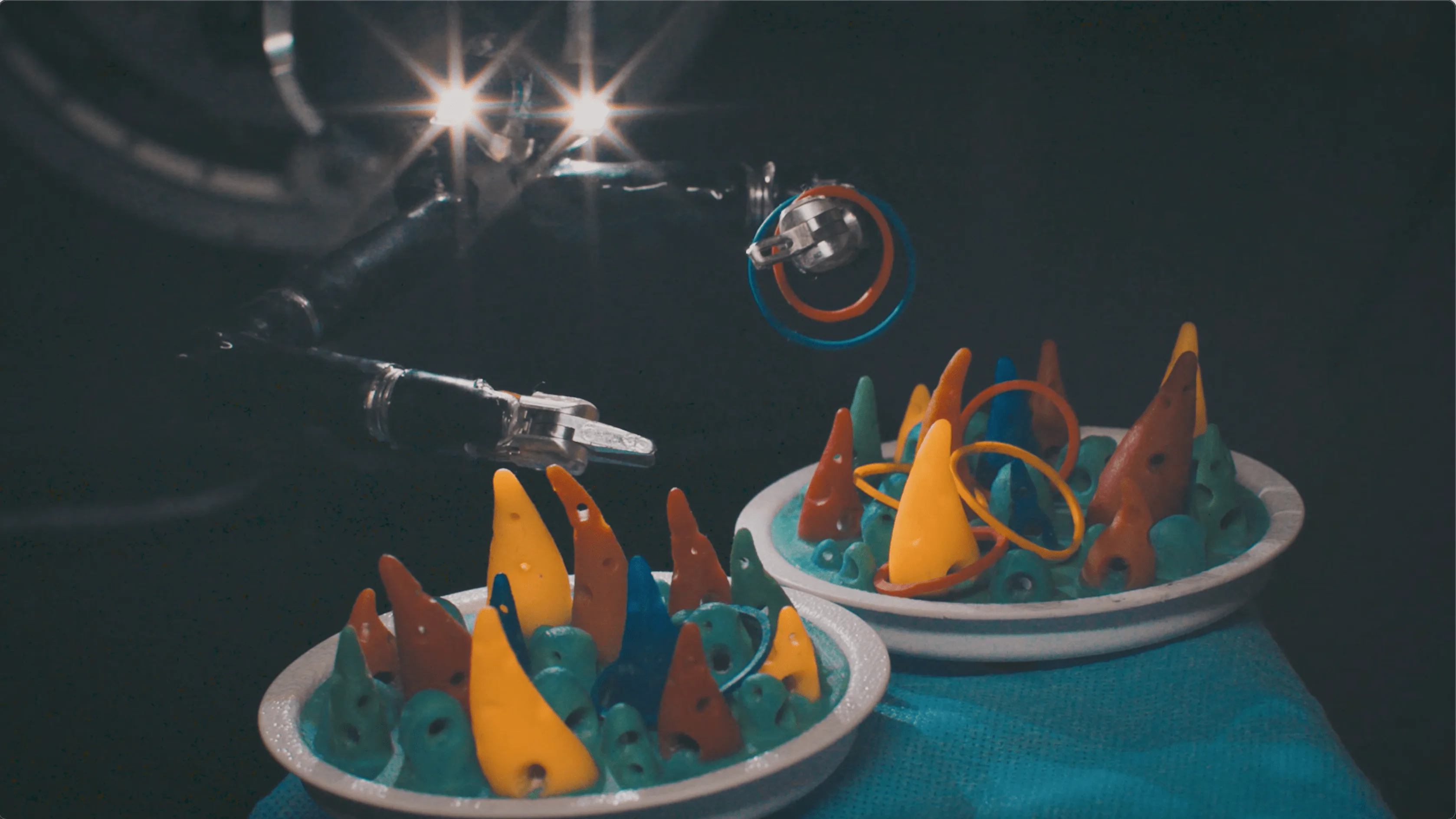 Look: A dime-sized robot wants to burrow into your stomach for science