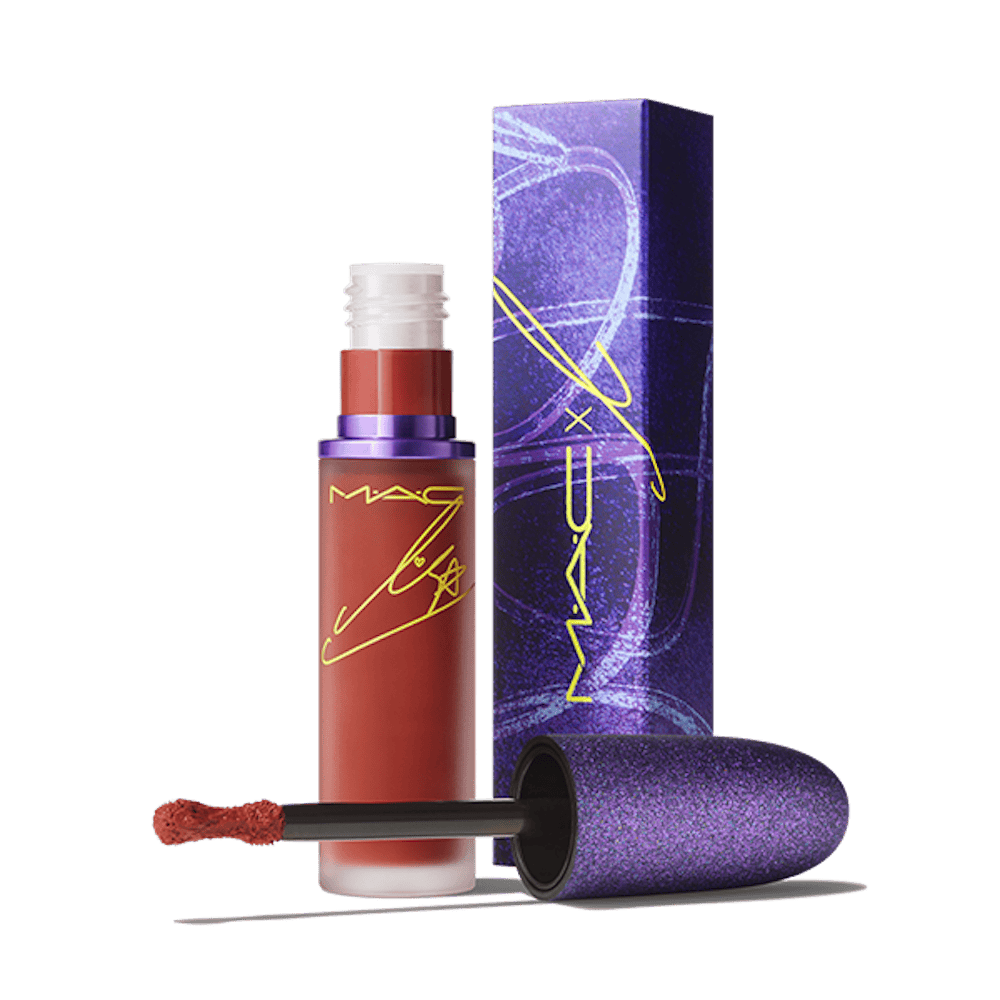 BLACKPINK’s Lisa Is Releasing A Makeup Collection With MAC Cosmetics