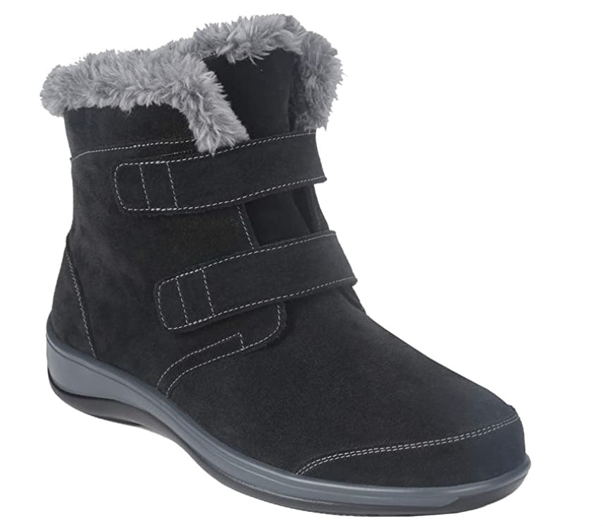 The 17 Best Boots For Wide Feet