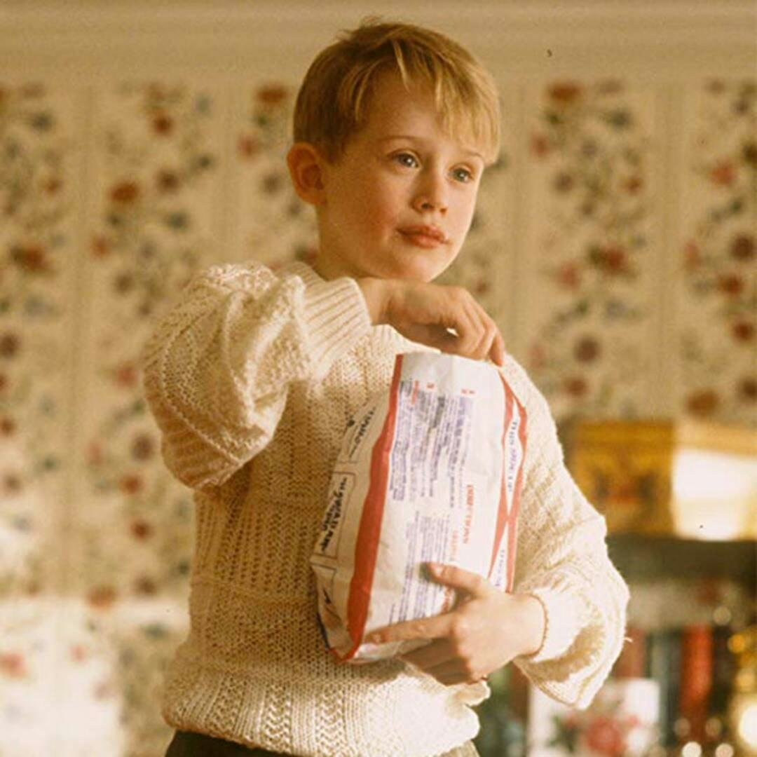 The Coziest Sweaters In Holiday Movies, From 'Love Actually' To 'When ...