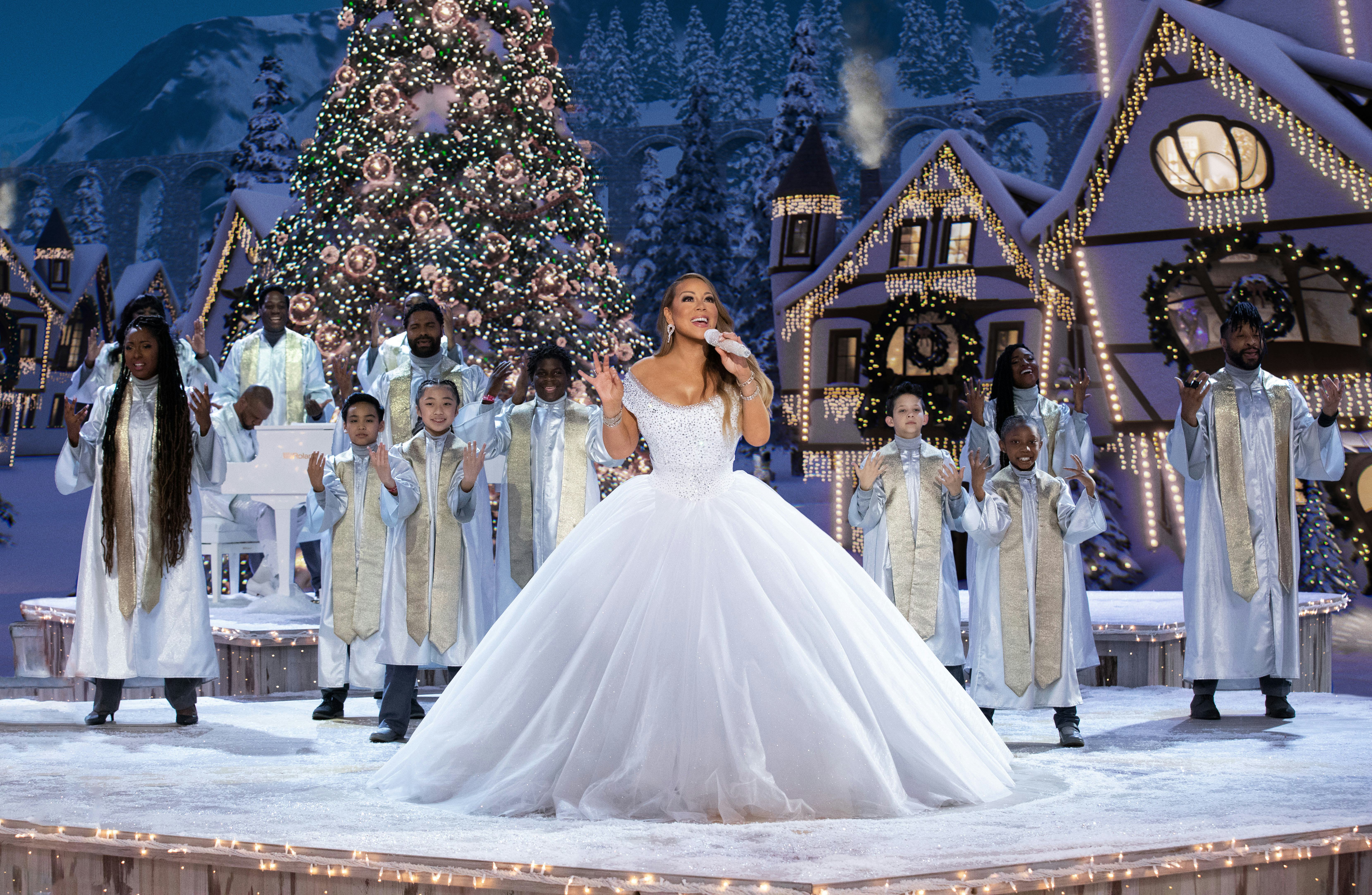 Pictures Of Mariah Carey At Her Most Festive During Christmas & On Apple TV