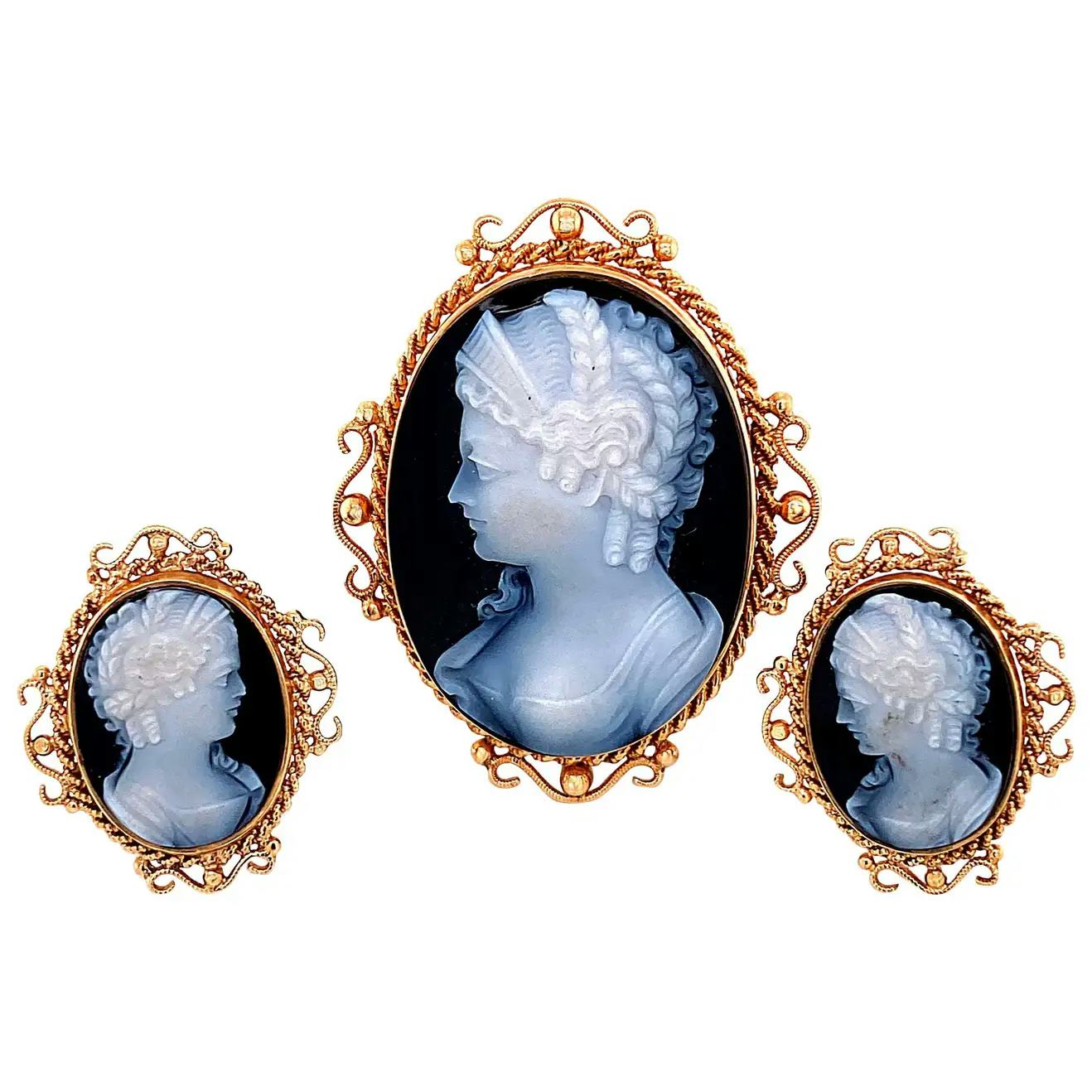 The Iconic Jewelry Trends Through The Decades — From Victorian To Art ...