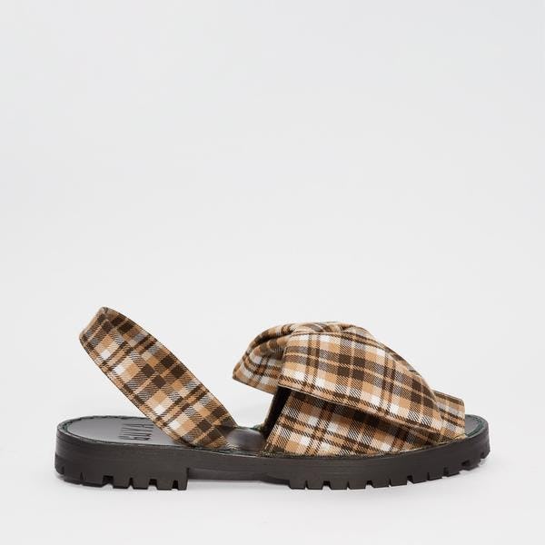 Cottagecore Gift Ideas To Buy In 2021 From Hill House, Brother Vellies ...