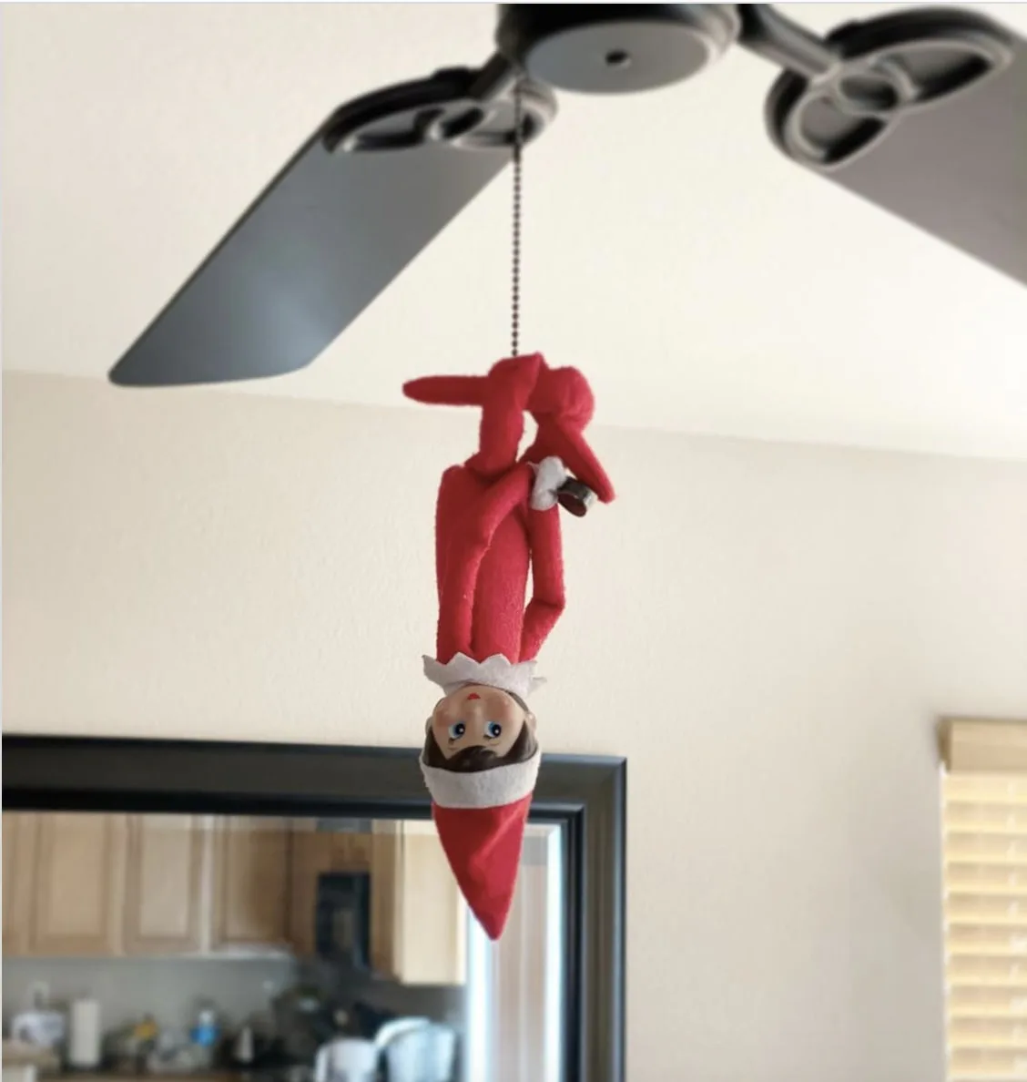 20 Elf On The Shelf Pictures For When You're Desperate For Ideas