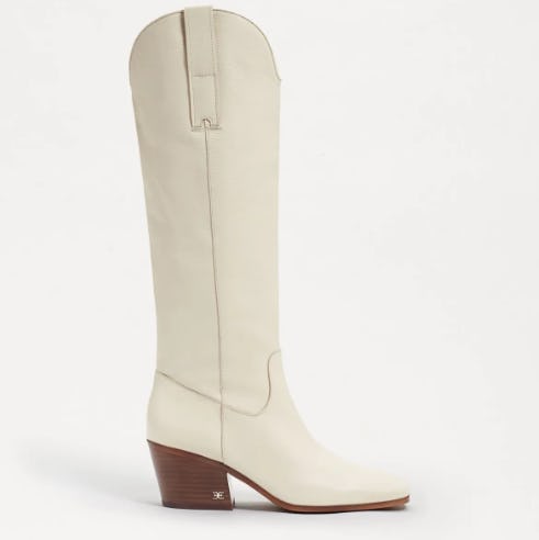 Emily Ratajkowski’s Zara Cowboy Boots Incorporate Two Fall Trends
