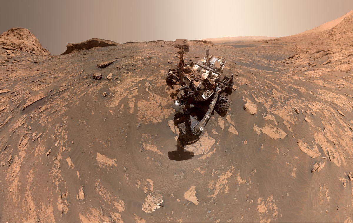 Before and after: Curiosity rover panorama reveals the enormity of Mars