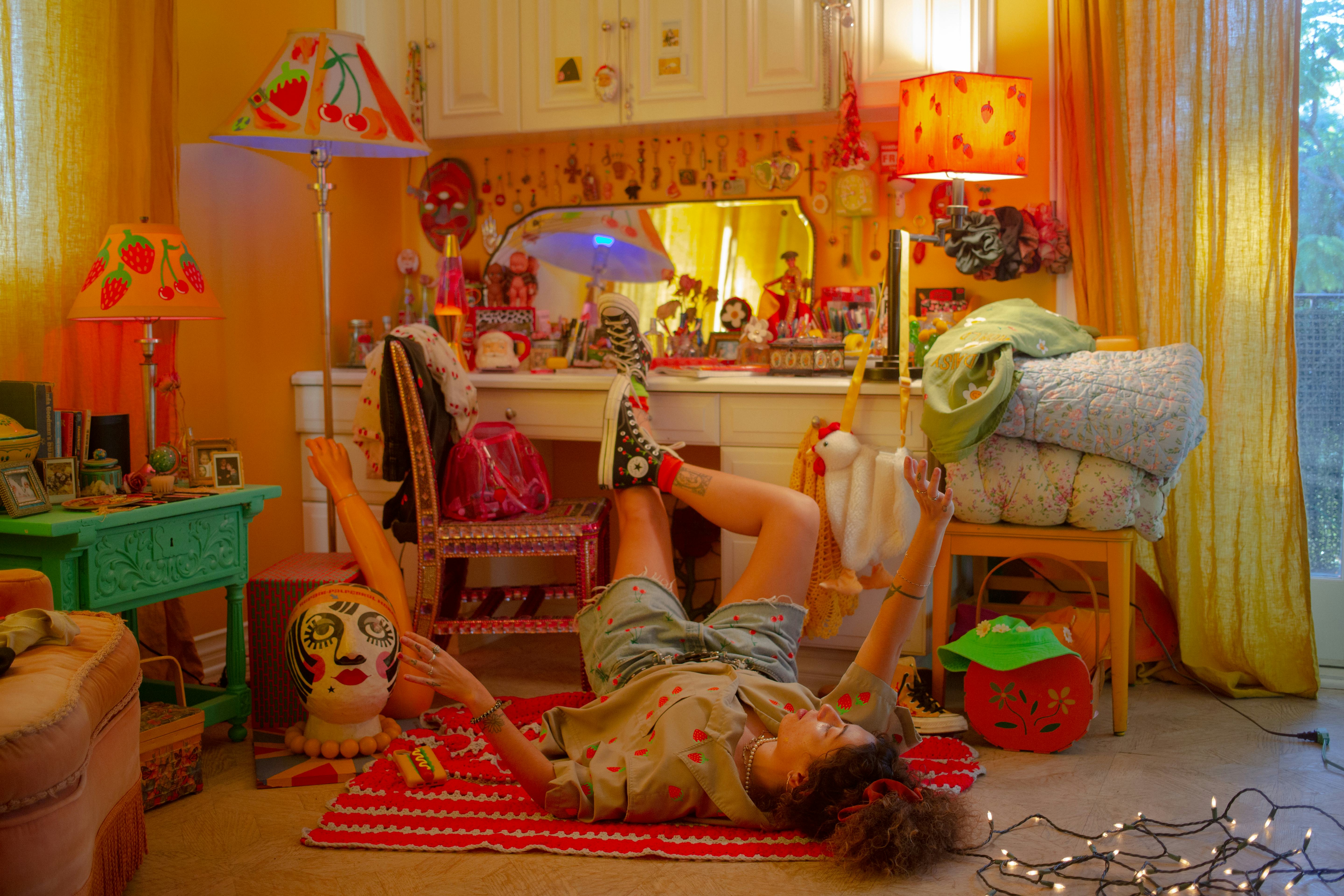 Meet DAISY WORLD, The Singer Whose Hand-Painted Clothing Turned Into A ...