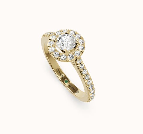 The French Engagement Ring Trend That Feels So Elevated