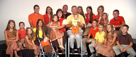 The Bates Family: Meet All 19 Kids From TV's 'Bringing Up Bates'