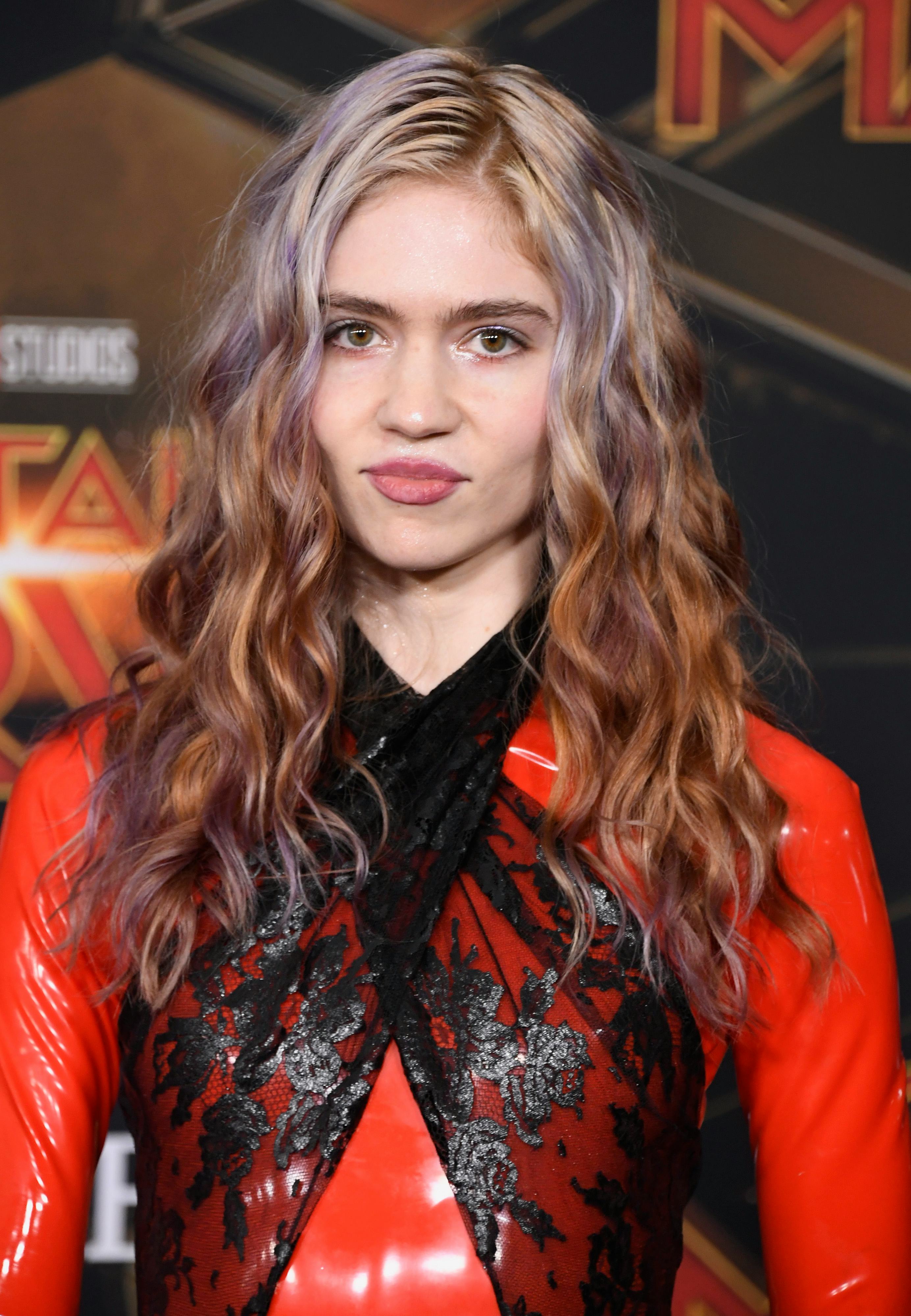 grimes mini bangs